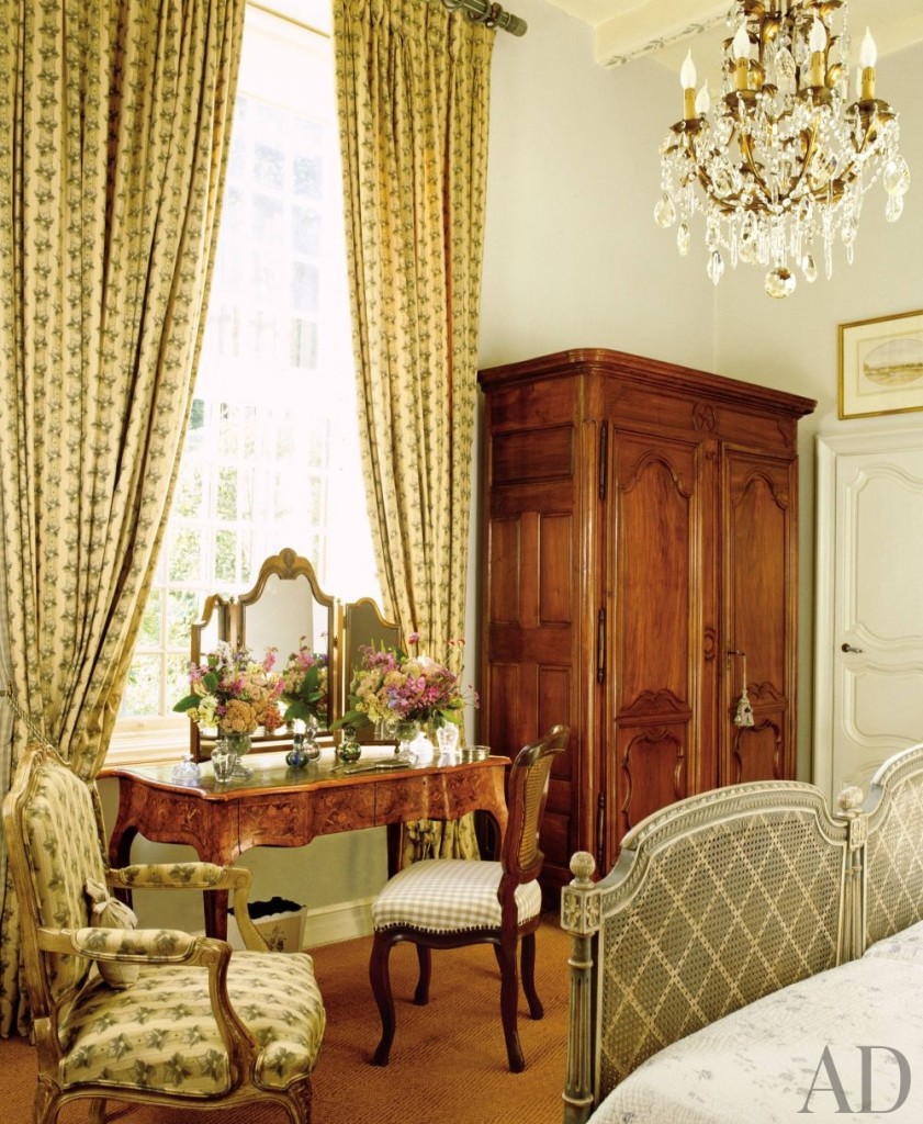 Exclusive Giveaway with French Charmed Antique Shop ...