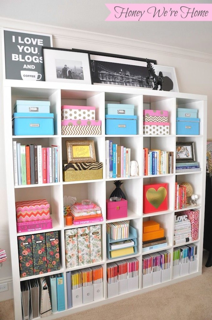Style Guide: How to Decorate Your Bookcases Like a Pro ...