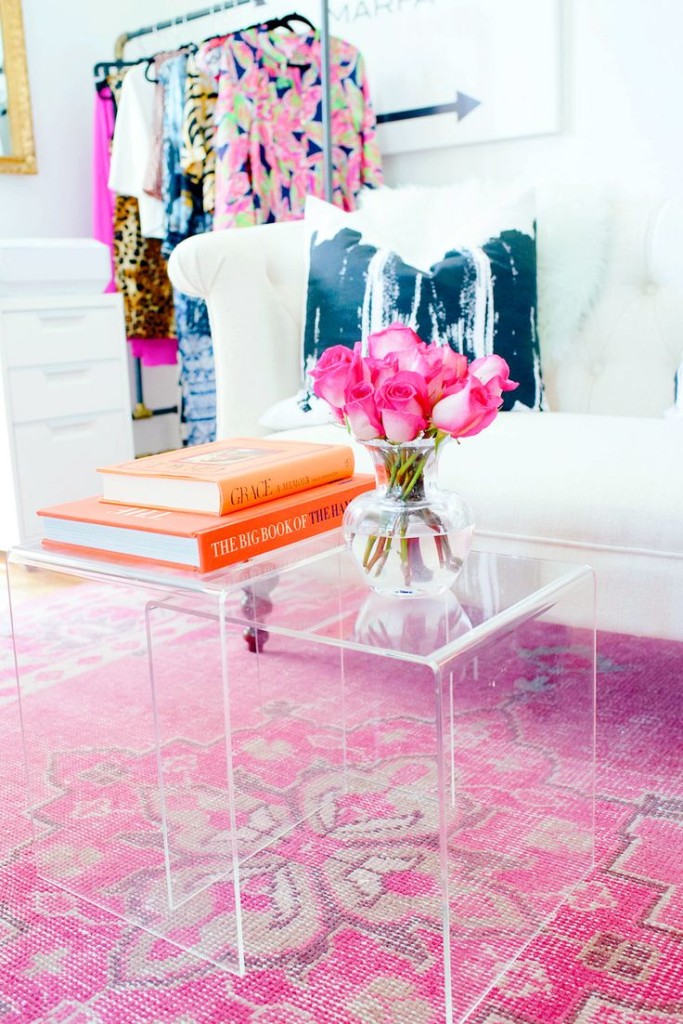 A Designer Trick Revealed: Here’s Why We Love Using Lucite Furniture ...