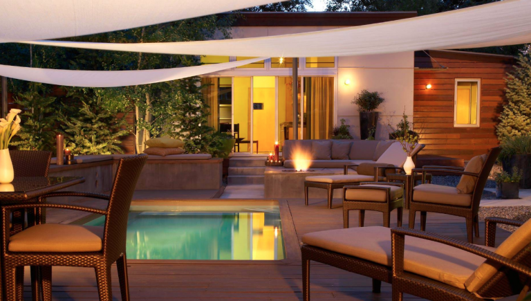 How to Use a Shade Sail to Shade Your Pool – BetterDecoratingBible